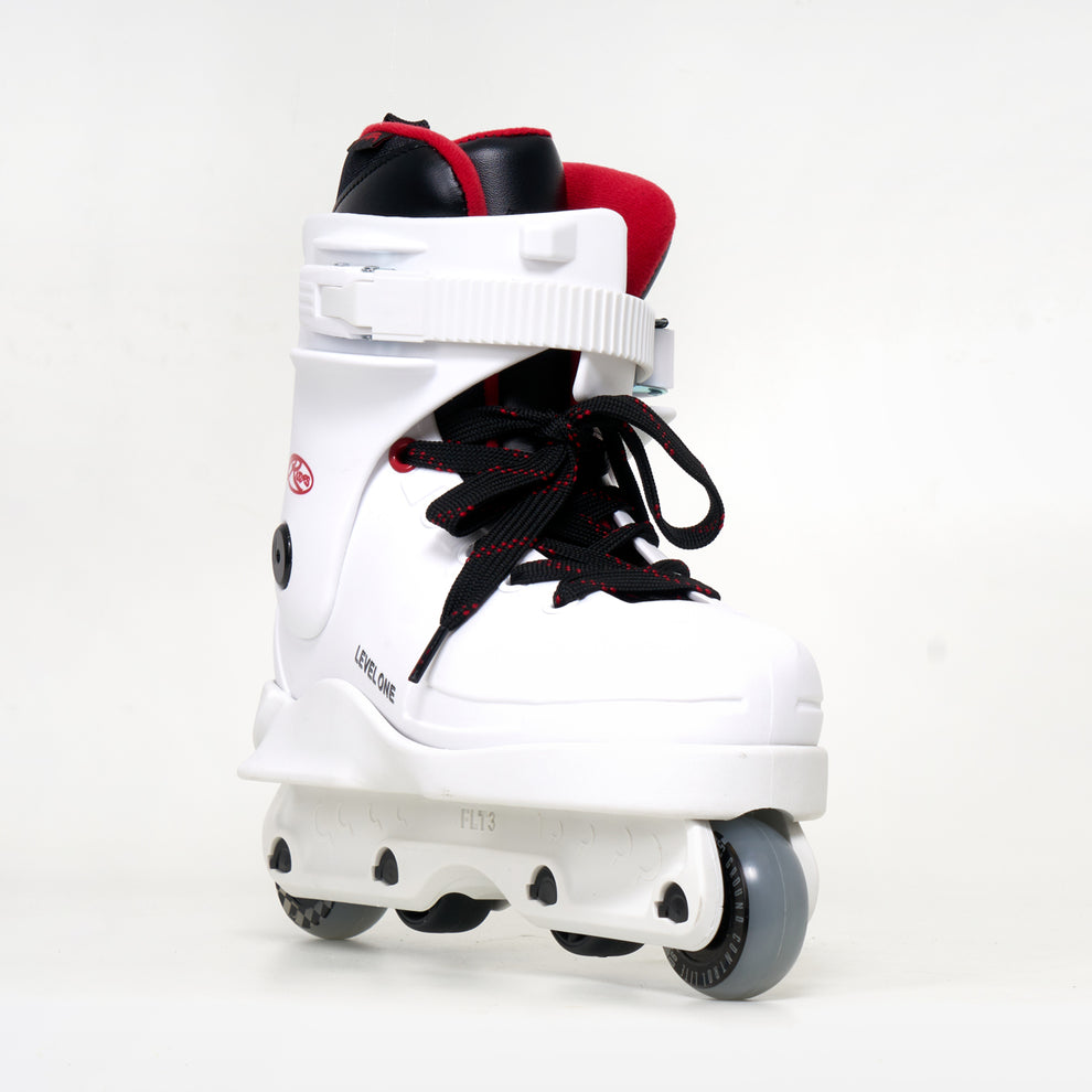 Razors Cult Level One Skates - White – Loco Skates